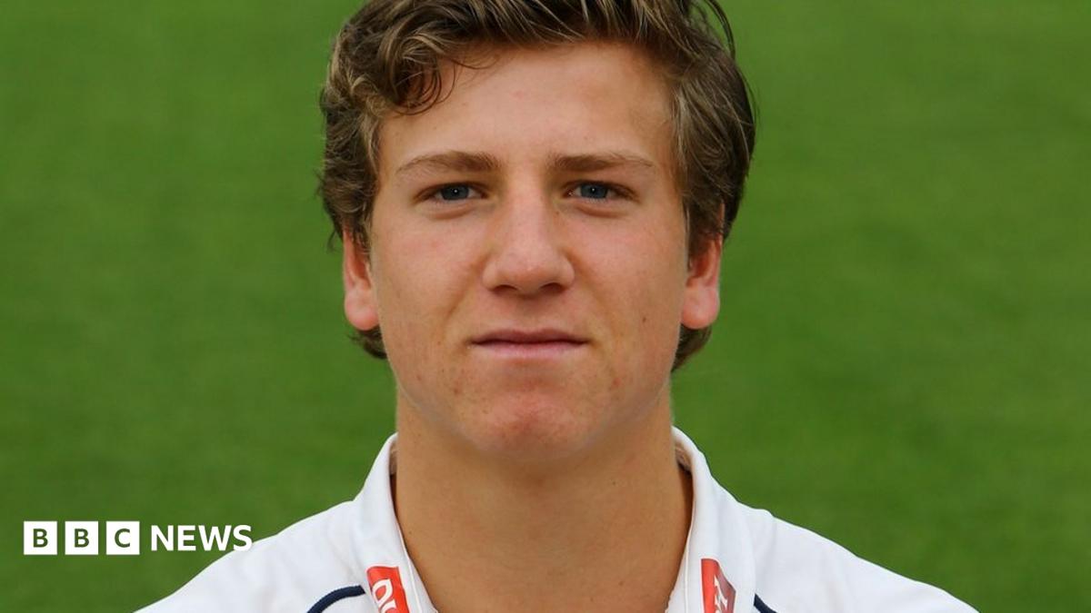 Ceremony for dead Sussex fast bowler Matthew Hobden - BBC News