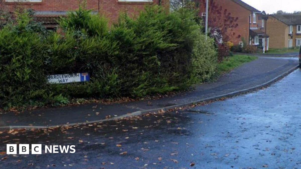 Man with crossbow bolt wound taken to hospital - BBC News