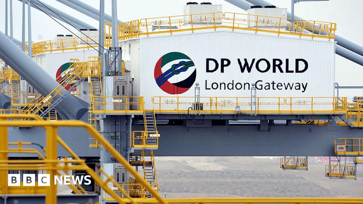 DP World: Talks over £1bn UK port expansion ongoing after row - BBC News