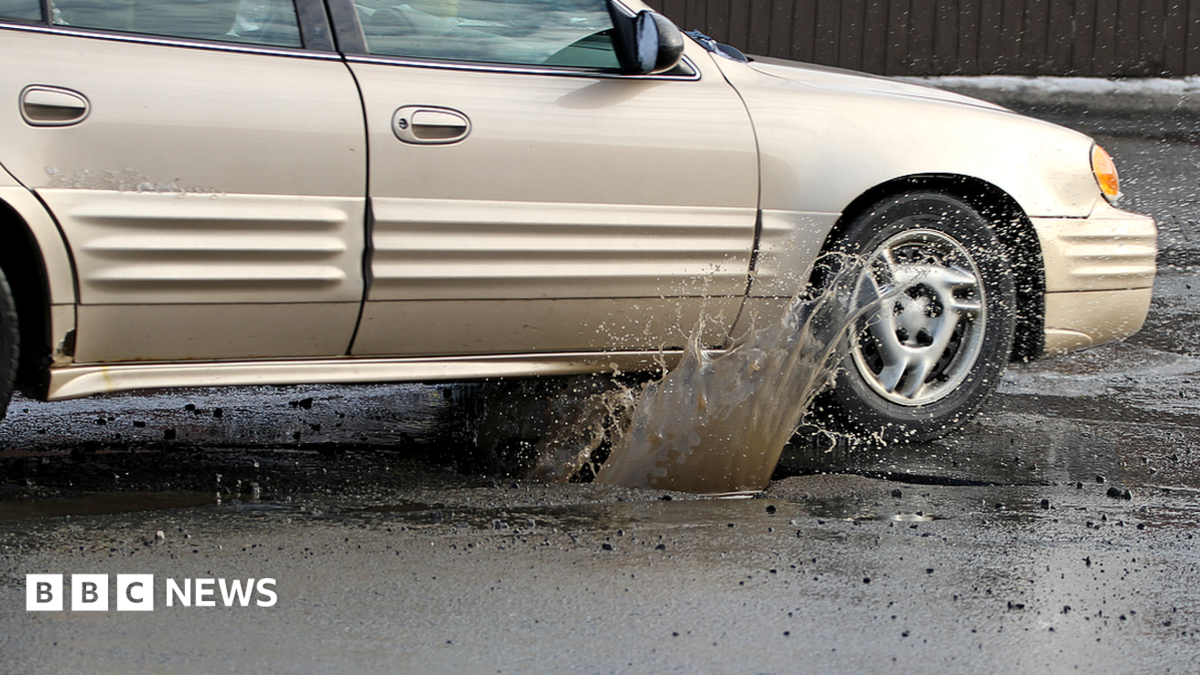 Car breakdowns due to potholes soar in rainy July - BBC News