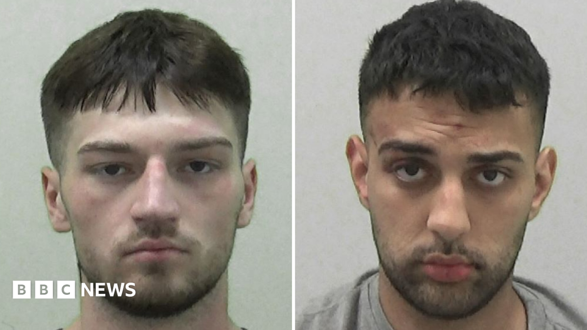 Sunderland care home crash: Second man pleads guilty to robbery - BBC News