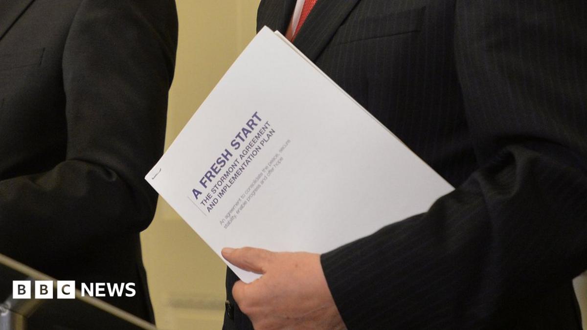 NI welfare reform: Bill passes through House of Commons - BBC News