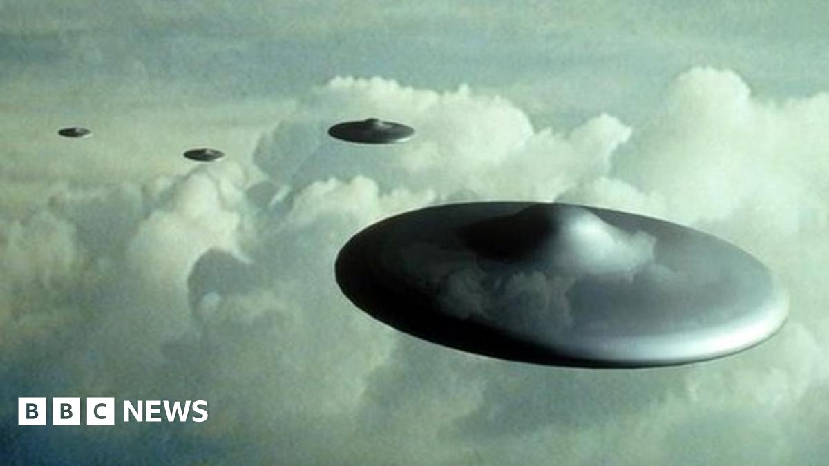 Rendlesham Forest UFO sighting 'new evidence' claim - BBC News