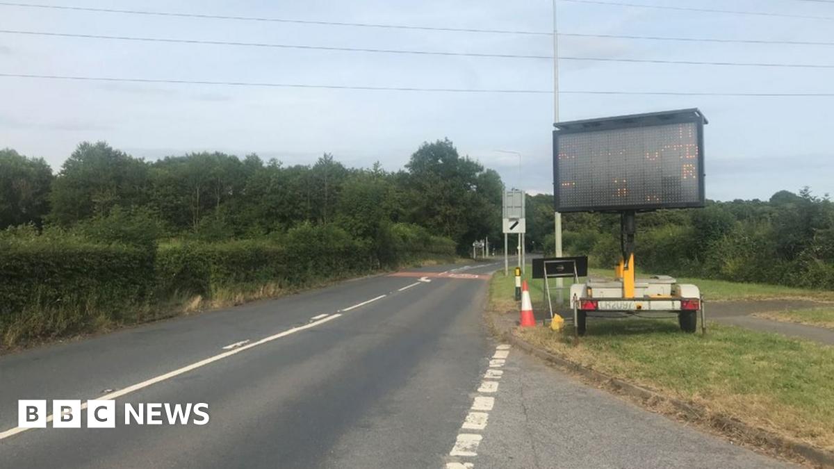 Cardiff's Llantrisant Road to shut for three weeks - BBC News