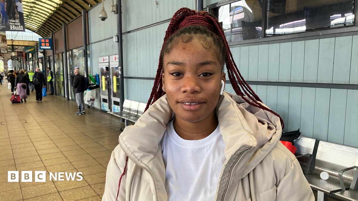 Hull bus strike: Passengers share their views as drivers walk out - BBC ...