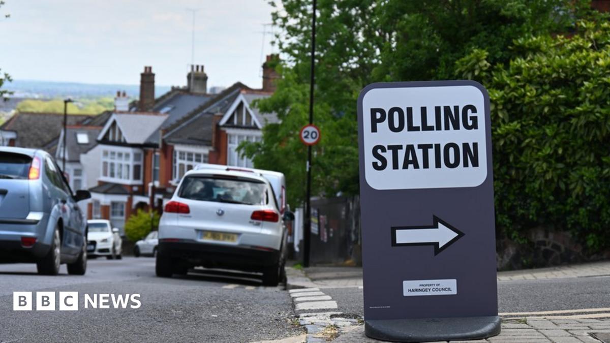 Londoners could vote for two more MPs at an election - BBC News