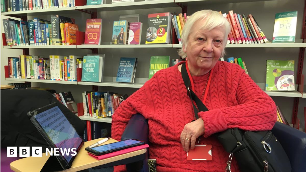 Deaf woman from Norfolk says project made 'life worth living' - BBC News