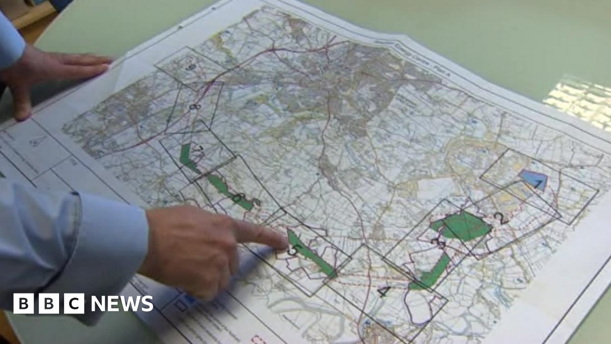 Wrexham £300m gas power station given go-ahead - BBC News