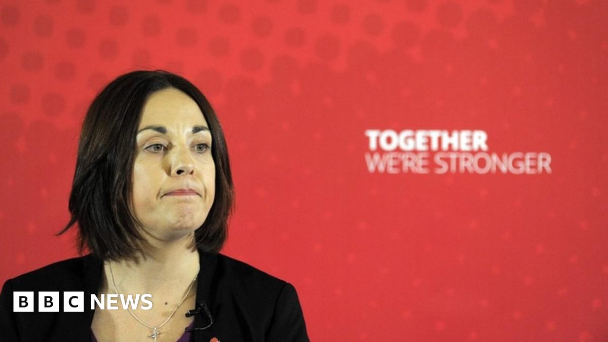 Scottish Labour MSPs embroiled in row over leadership 'plot' - BBC News