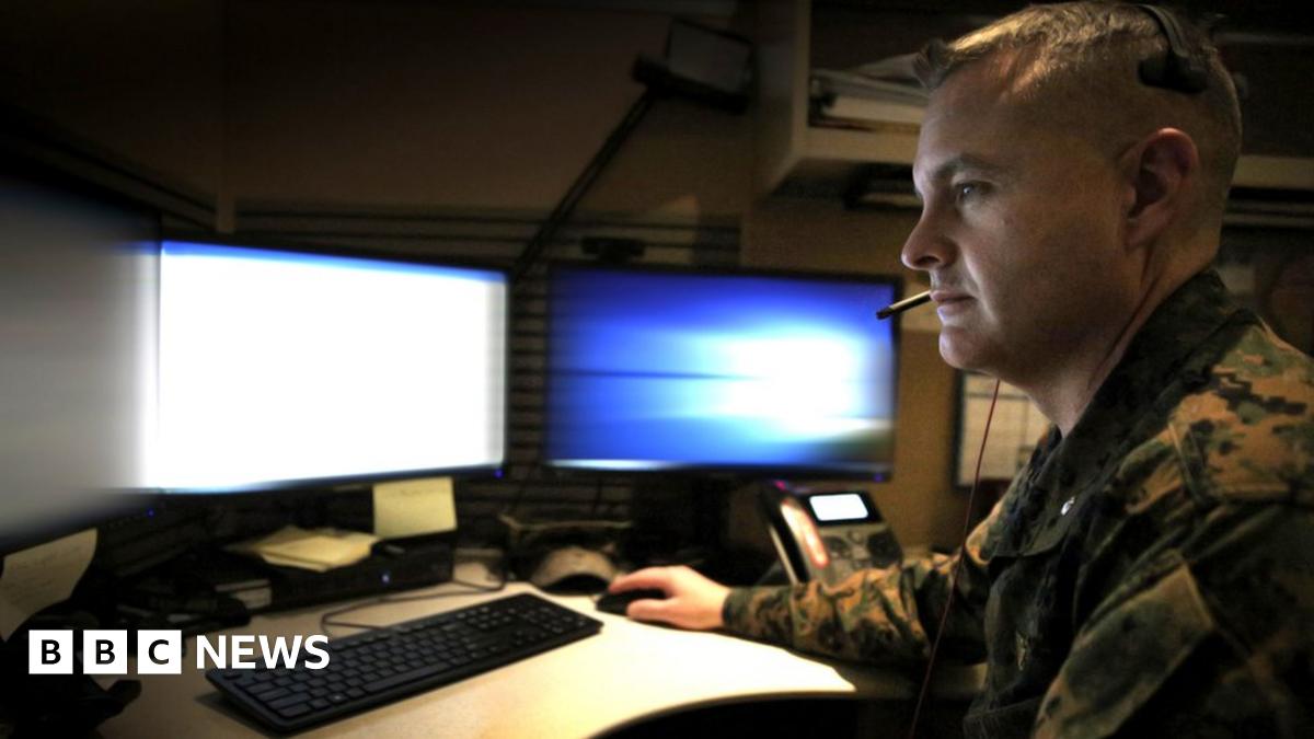 Inside a US military cyber team’s defence of Ukraine - BBC News