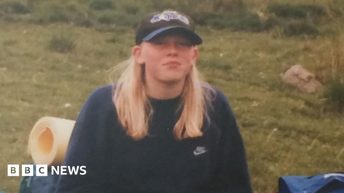 Kate Bushell: New lines of inquiry in murder case - BBC News