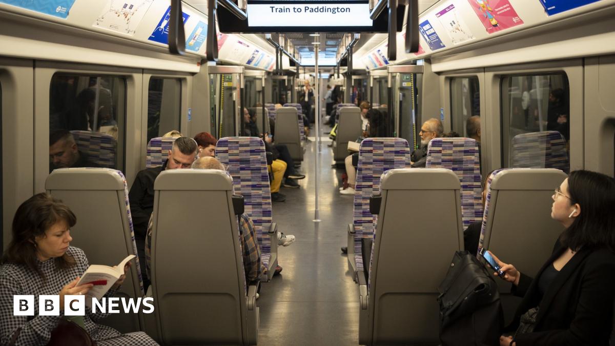 Elizabeth line: Central section sees one million journeys in five days ...