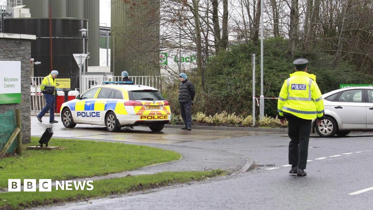 Ballyrashane creamery resumes work after ammonia spill - BBC News