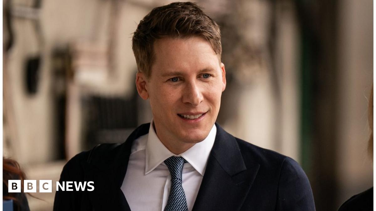 Tom Daley's husband Dustin Lance Black twisted woman's arm - court ...