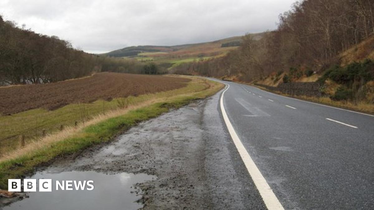 Scottish Borders road decline 'worst' among rural areas - BBC News