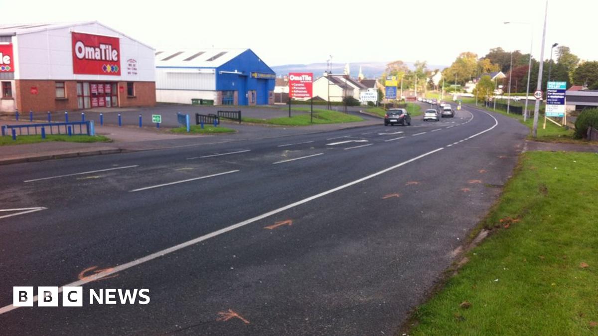Man who died in car crash in Omagh named as Paul Mills - BBC News
