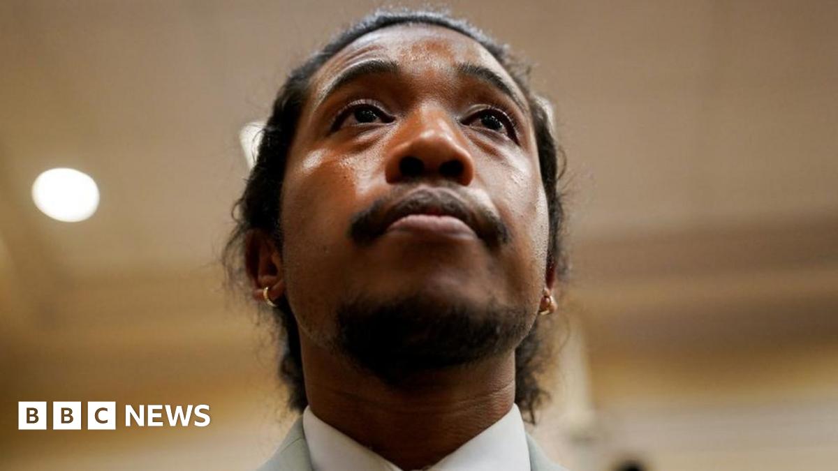 Justin Jones: Tennessee lawmaker reinstated three days after expulsion ...