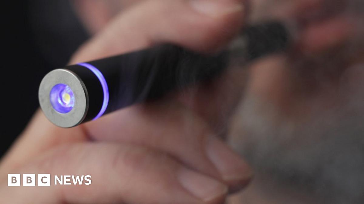 Santa Claus vaping advert banned for appealing to kids - BBC News