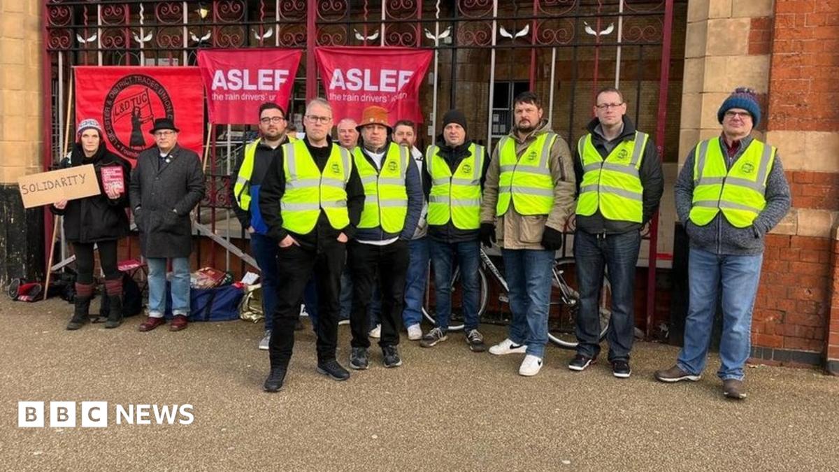 Frustration and anger at Leicester station over latest rail strike ...