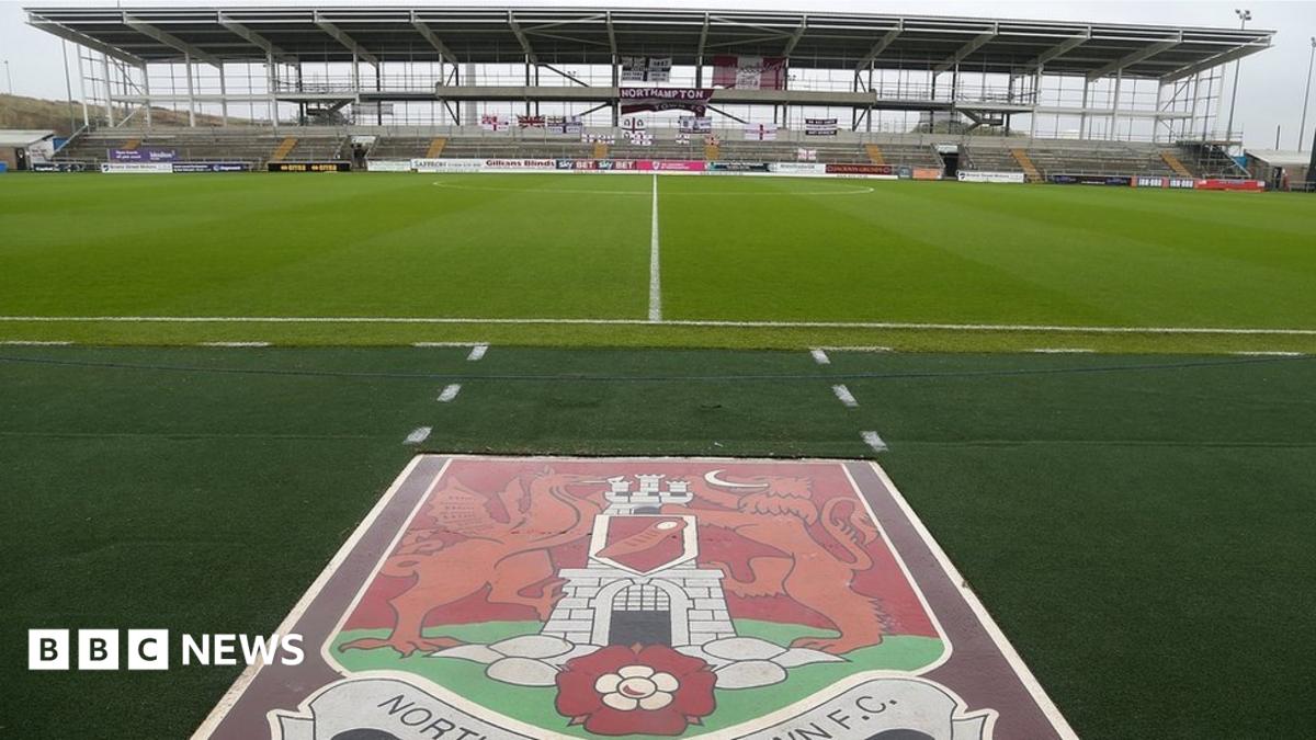 David Mackintosh MP accuses council of Sixfields 'cover up' - BBC News