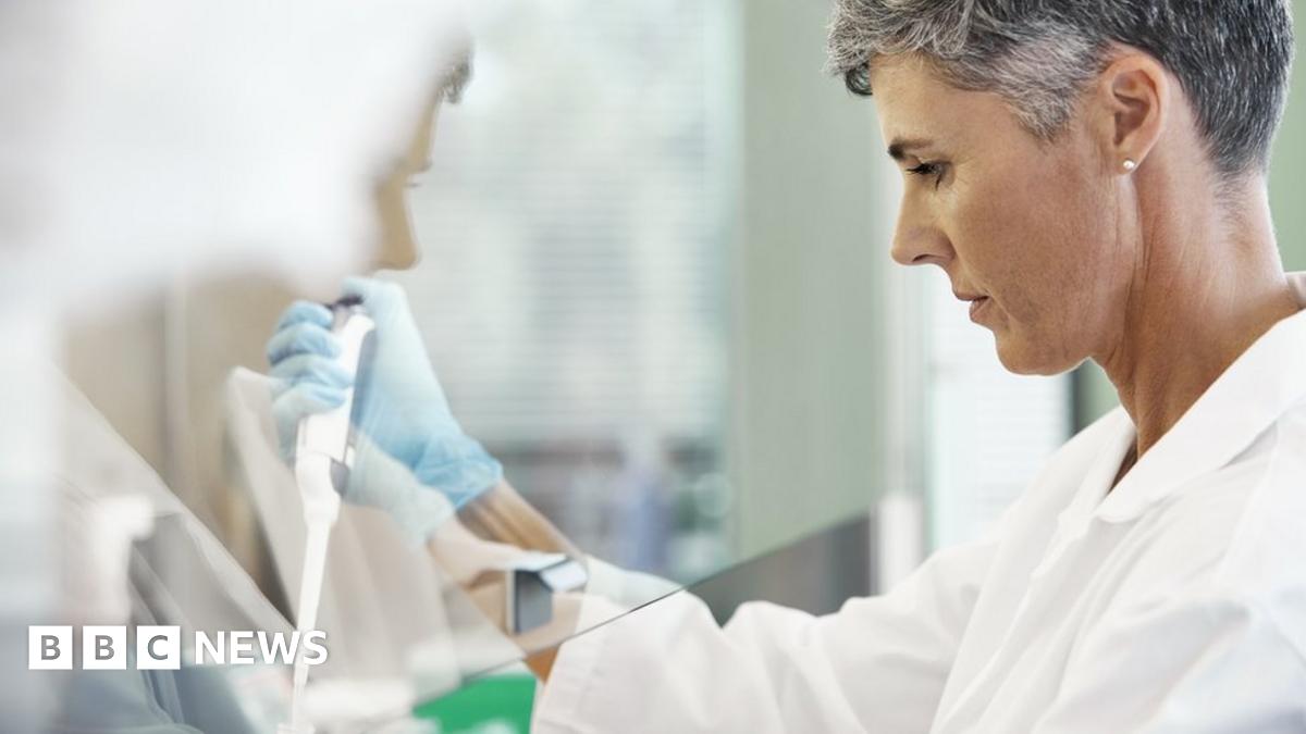 Covid in Scotland: Cancer diagnoses fell 40% at start of pandemic - BBC ...