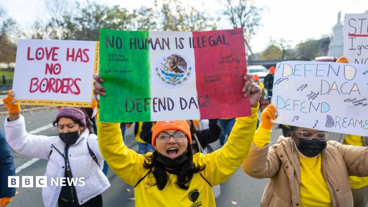 Daca: US programme for child migrants ruled unlawful - BBC News