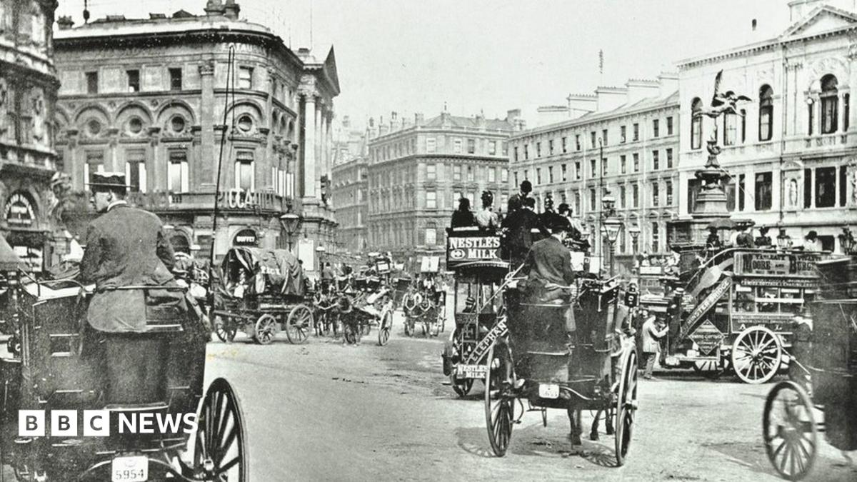 Online map shows London's changing history in images - BBC News