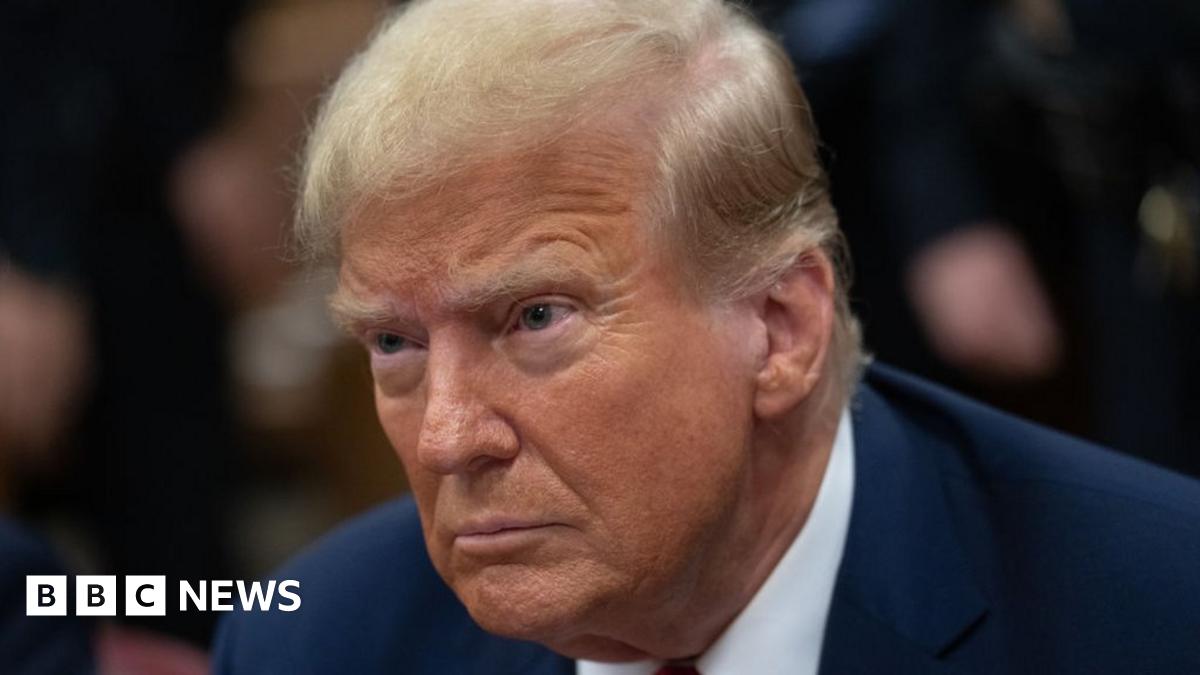 Trump immunity hearing: Tough questions as Supreme Court hears both sides - BBC News