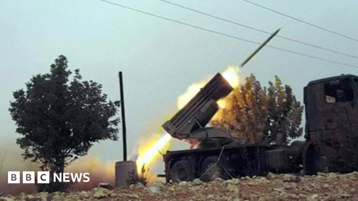 Syria rebels 'in push to break Aleppo siege' - BBC News