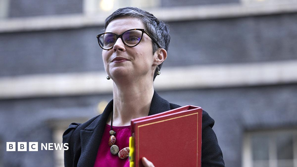 Norwich North MP Chloe Smith to stand down at next election - BBC News