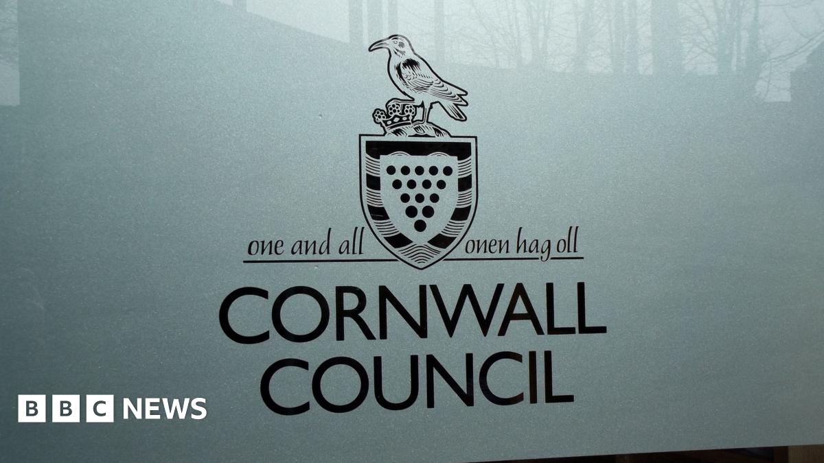 Cornwall Council votes for greater protection from abuse for members ...
