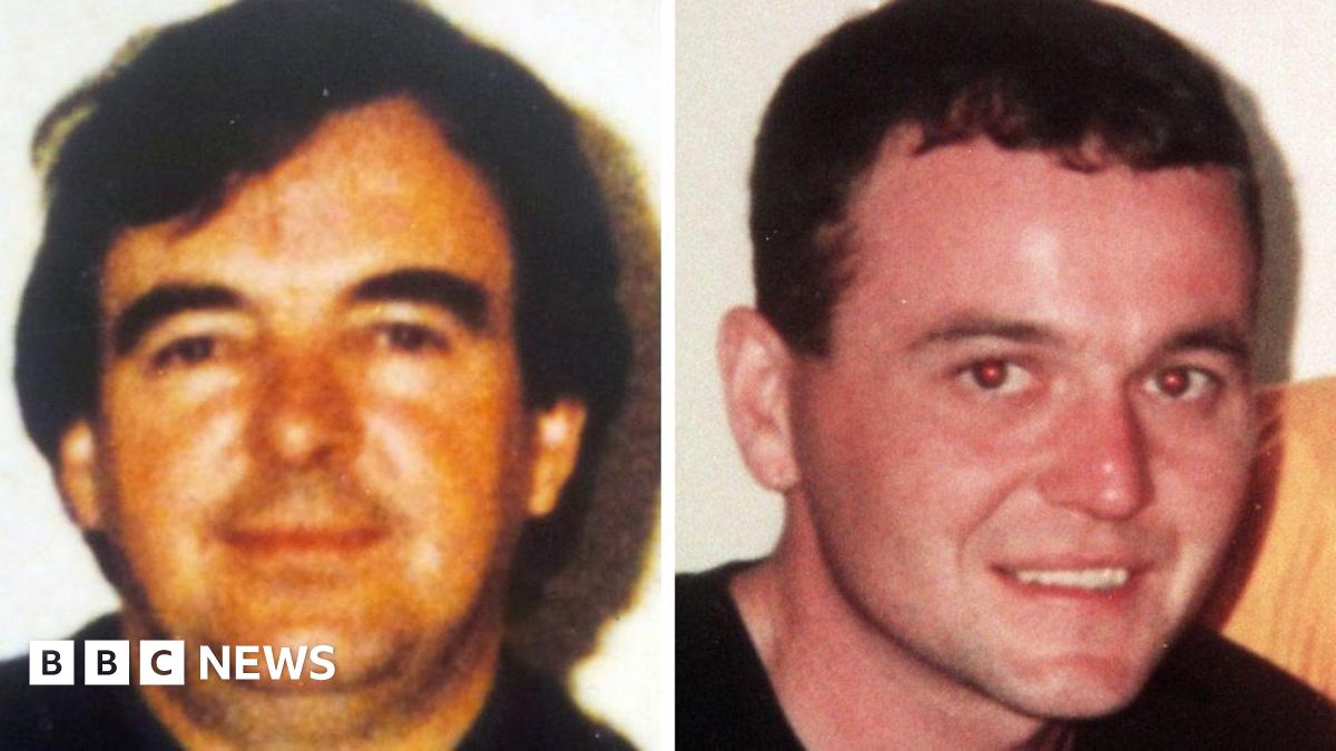 Gary Convie and Eamon Fox: James Smyth not guilty of UVF murders - BBC News
