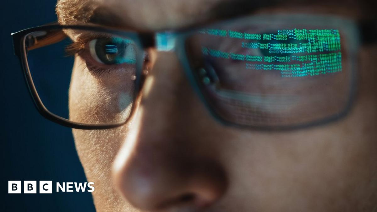 AI could worsen cyber-threats, report warns - BBC News