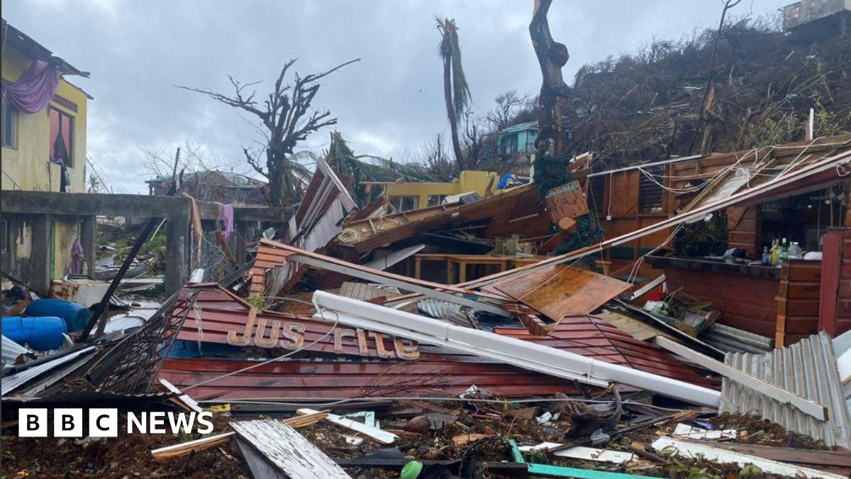 Hurricane Beryl: Musicians hold Birmingham event to help victims - BBC News