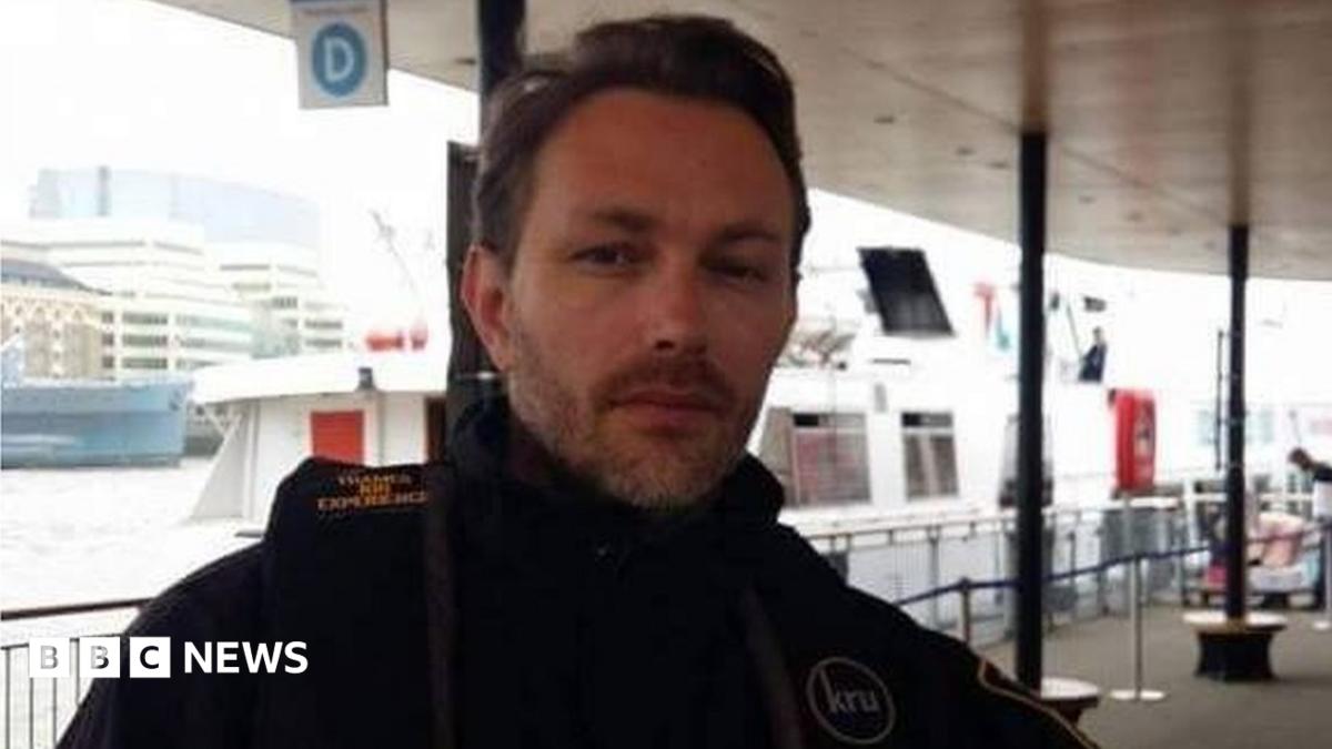 London Bridge attack: Three French victims among dead - BBC News