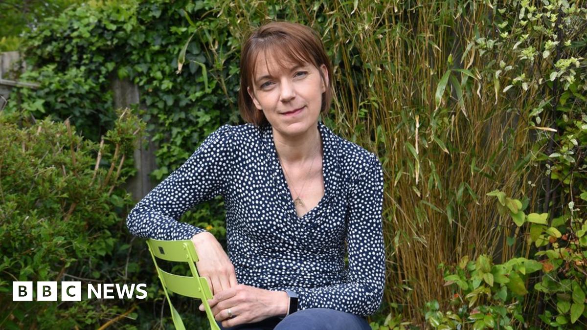New Years Honours 2023: Fiona Spargo-Mabbs made OBE - BBC News