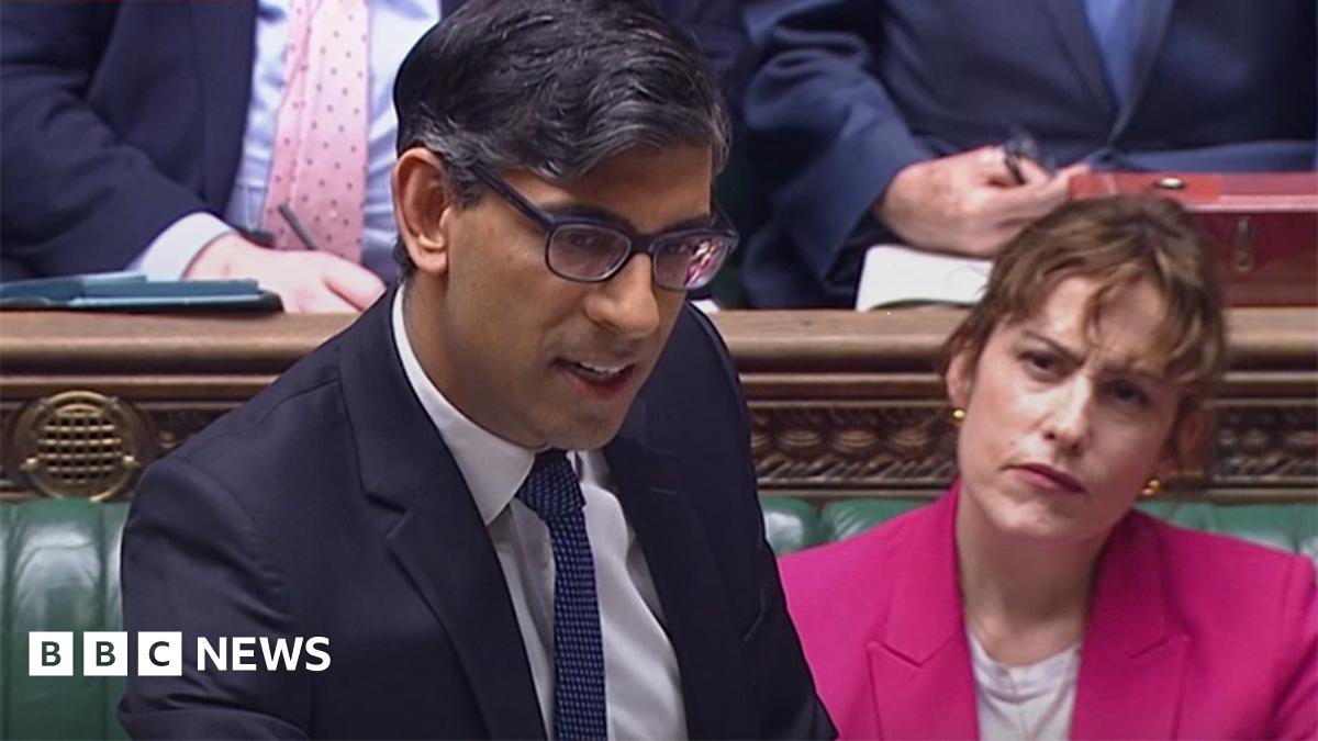 Prime Minister's Questions: Sunak and Starmer clash on NHS at Prime ...