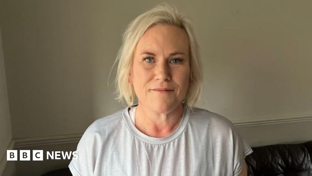 Former Bristol sub-postmistress went bankrupt from IT scandal - BBC News