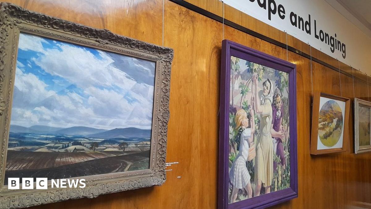 Swindon council offices to be turned into art gallery - BBC News