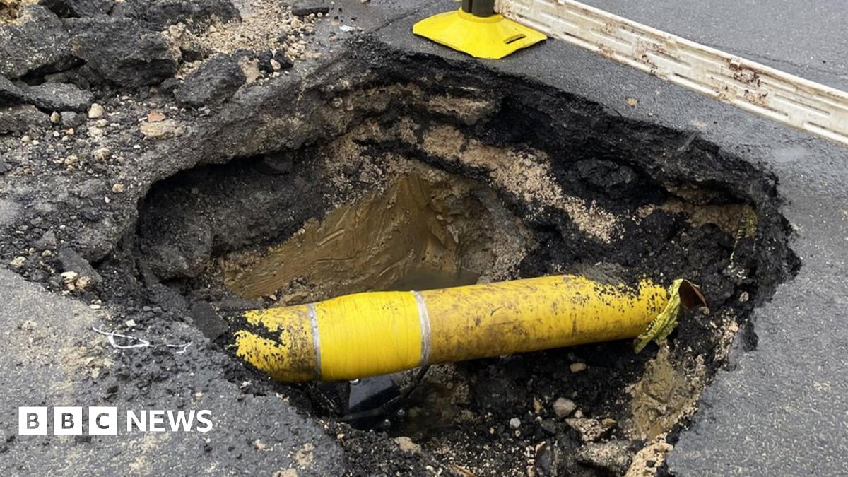 Sheffield gas outage: Engineers still working to reconnect 100 homes ...