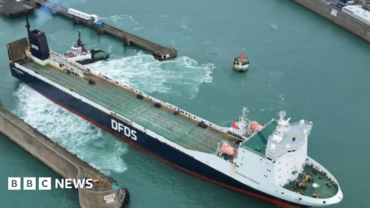 DFDS confirms interest in Jersey only ferry service - BBC News