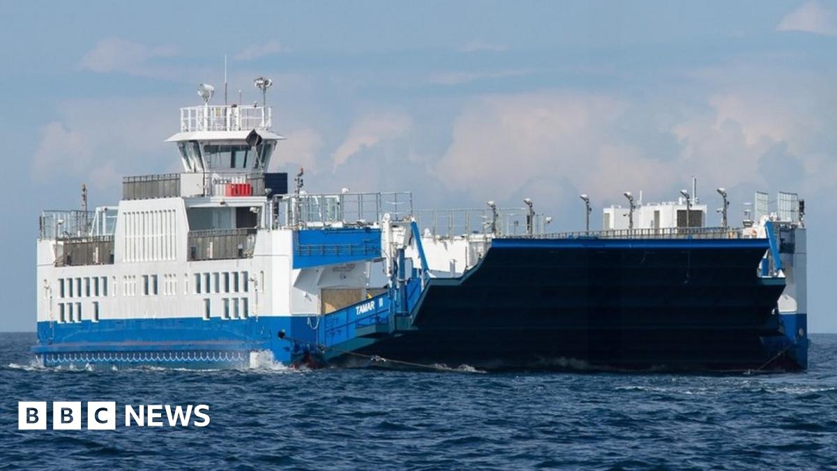 Torpoint Ferry vessel to undergo planned refit - BBC News