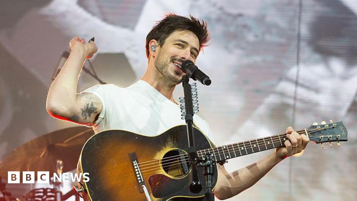 Radio 1's Big Weekend: Mumford & Sons provide festival finale - BBC News