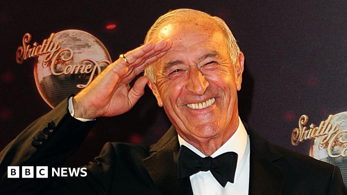 Strictly: Len Goodman 'doesn't know' who many contestants are - BBC News
