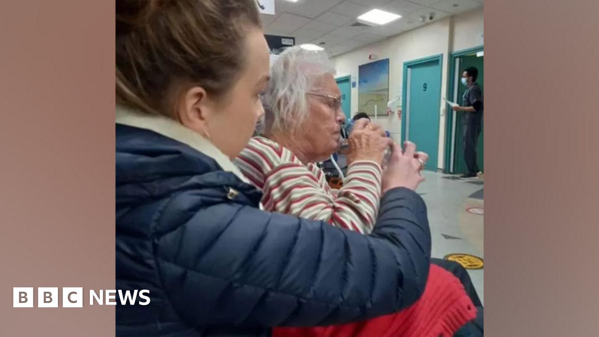 NHS: Woman, 90, forced to wait three days in A&E chair - BBC News