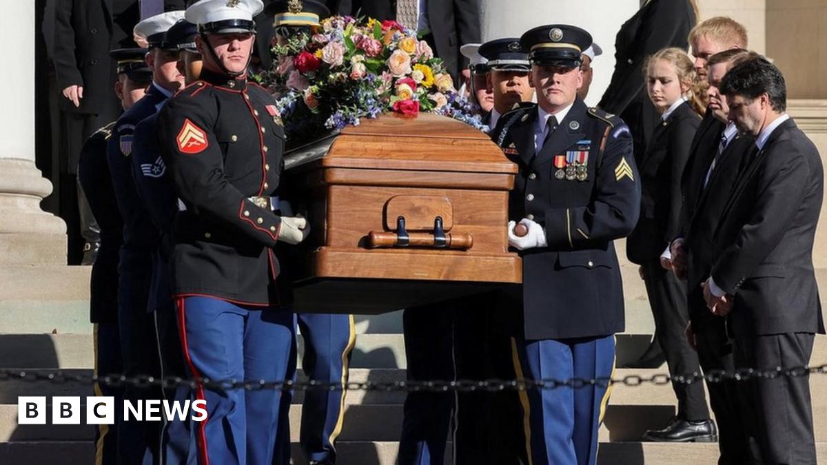 Rosalynn Carter: Jimmy Carter attends tribute service for wife of 77 years - BBC News