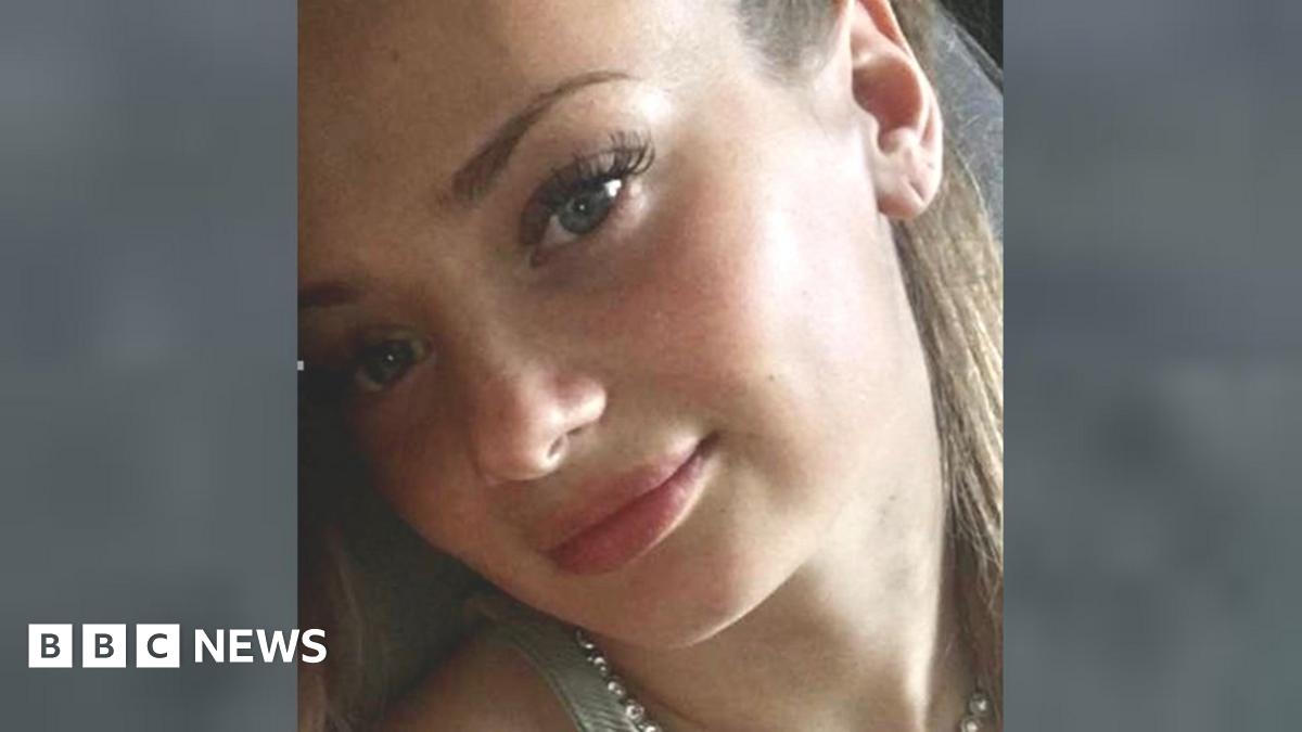 Pitsea: Flyover crash victim, 18, was 'fun-loving' teenager - BBC News