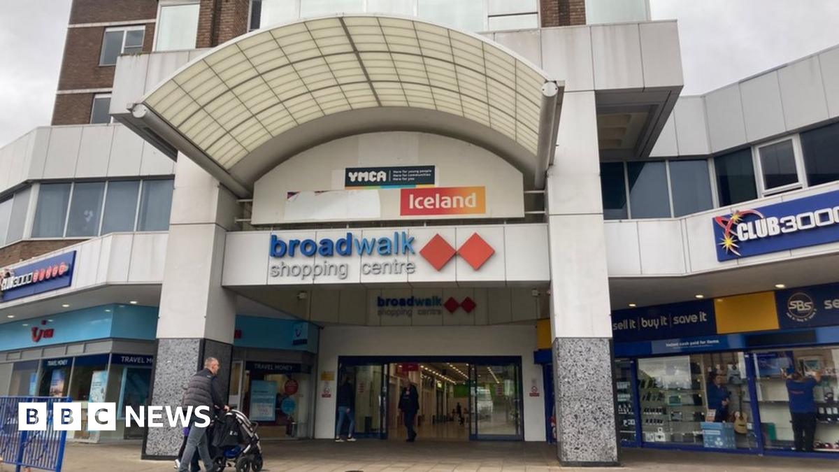 Knowle: Broadwalk shopping centre to be demolished after shock u-turn ...