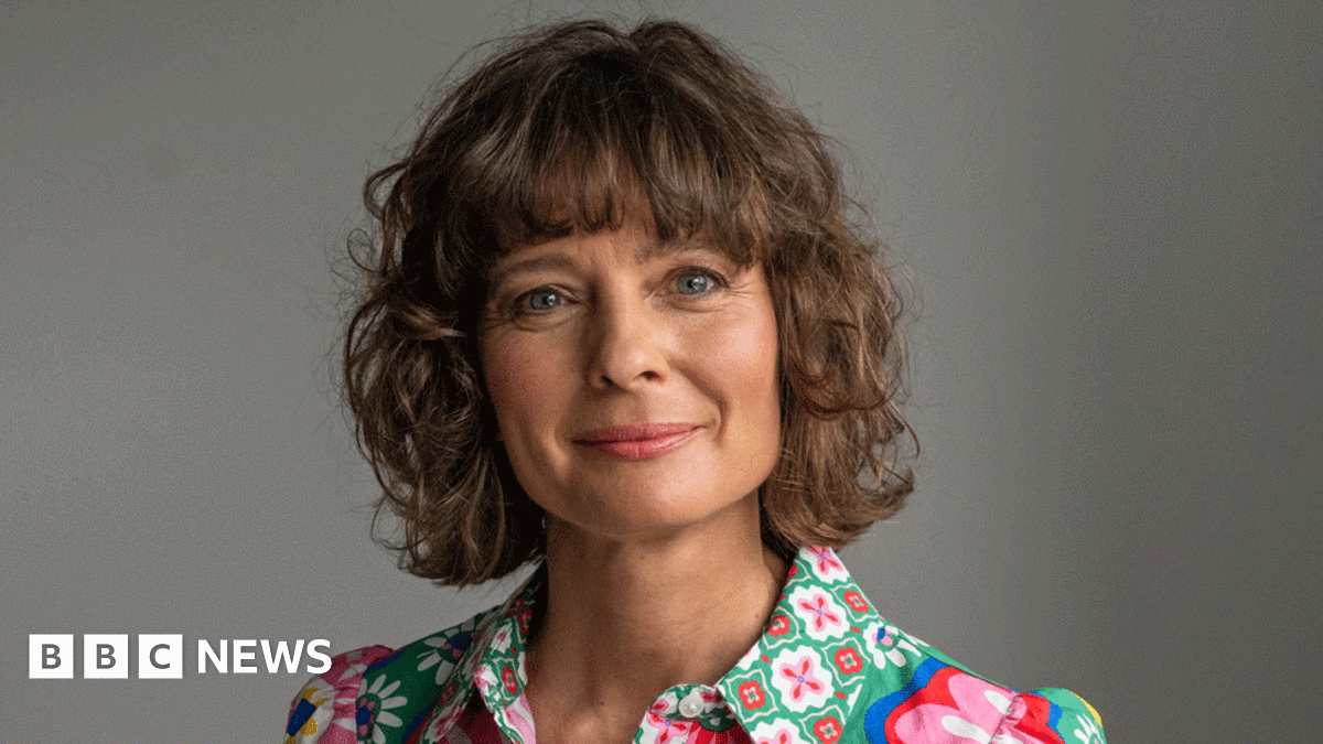 Look East weather presenter Julie Reinger leaves BBC - BBC News