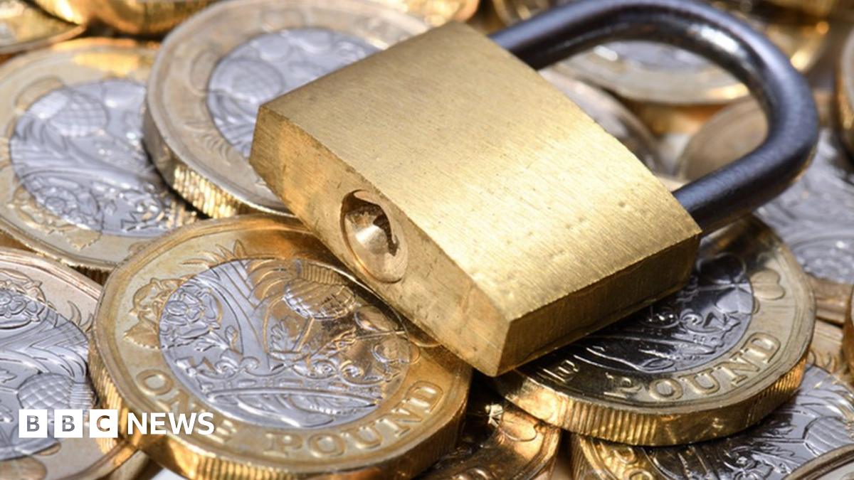 Lost passwords 'lead to lost savings' - BBC News